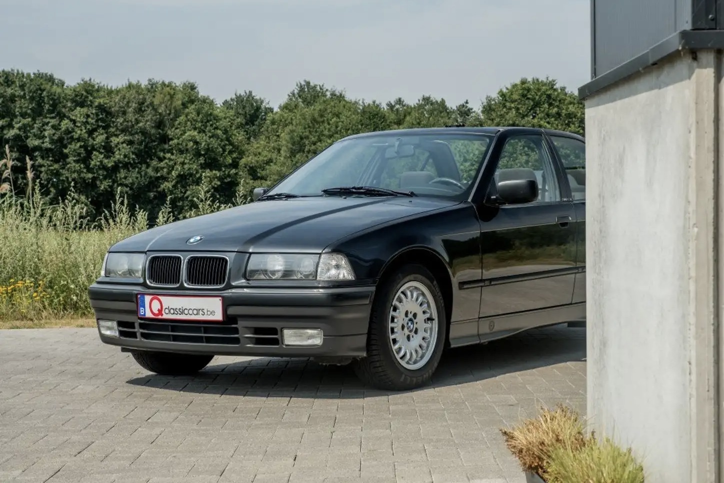 Nuni gonzalez xxx eventually contacted with her by email